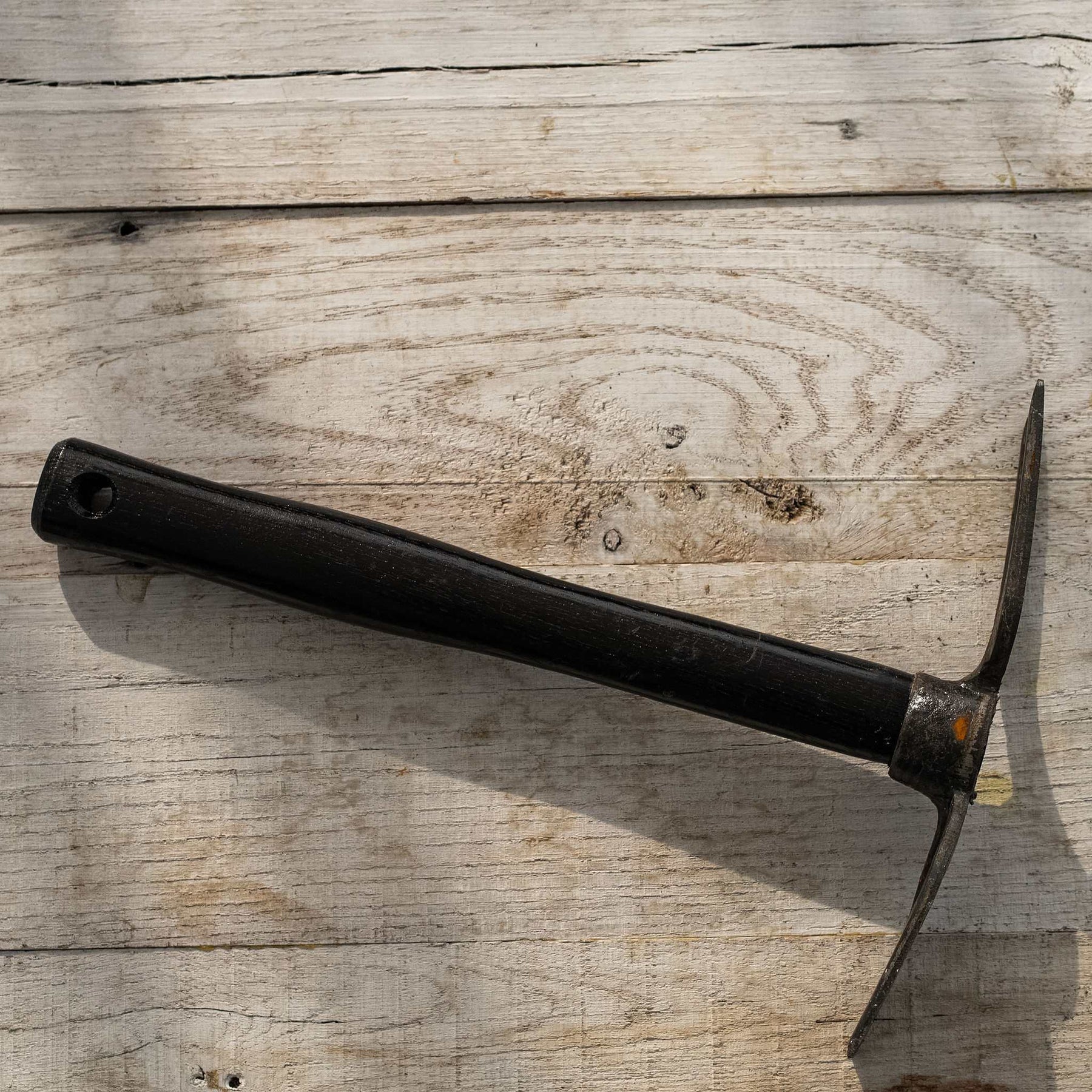 Small Hand Dual Function Garden Hoe With Fork | The American Gringo